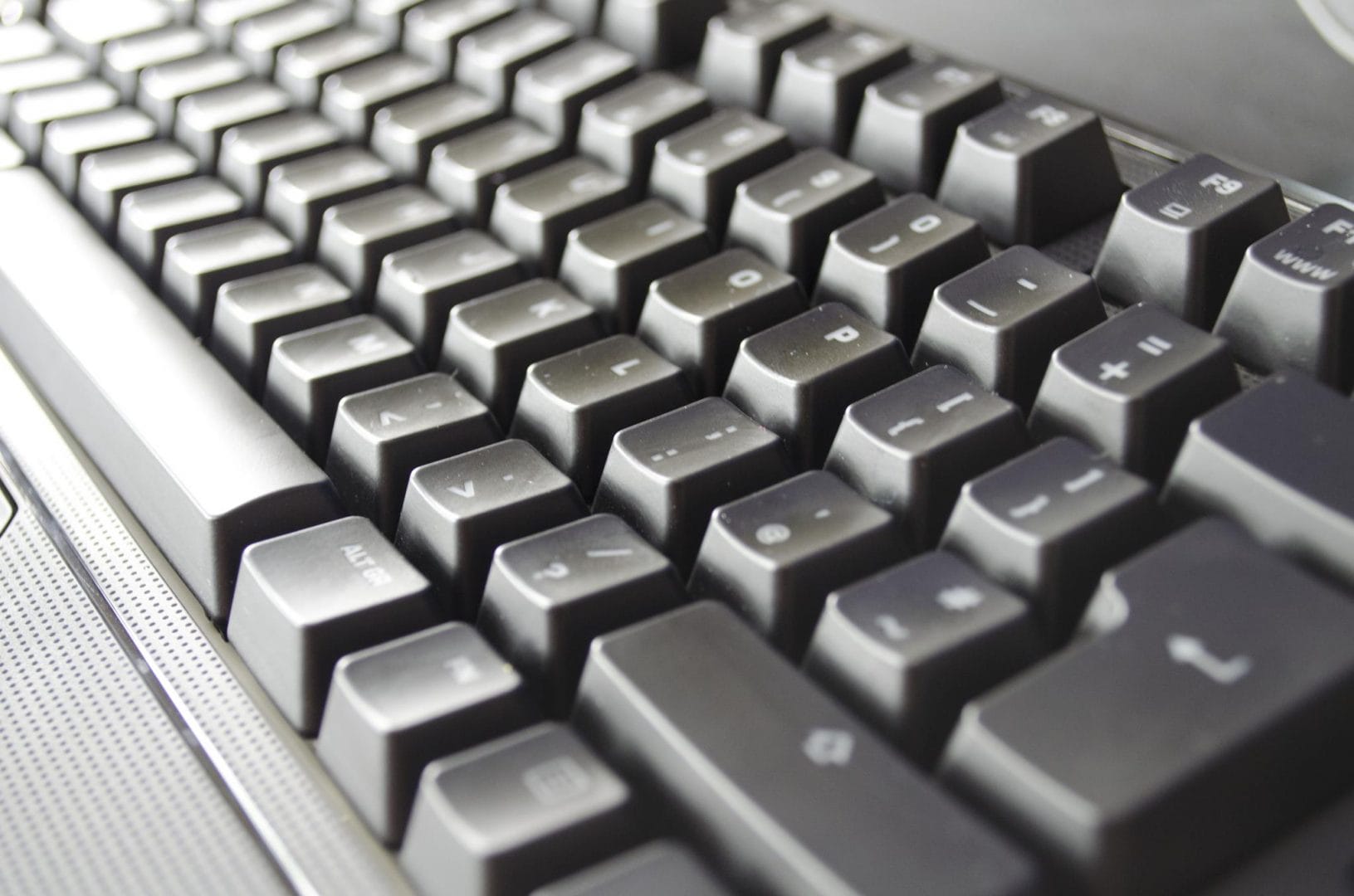 ROCCAT Ryos MK FX Mechanical Keyboard Review - EnosTech.com