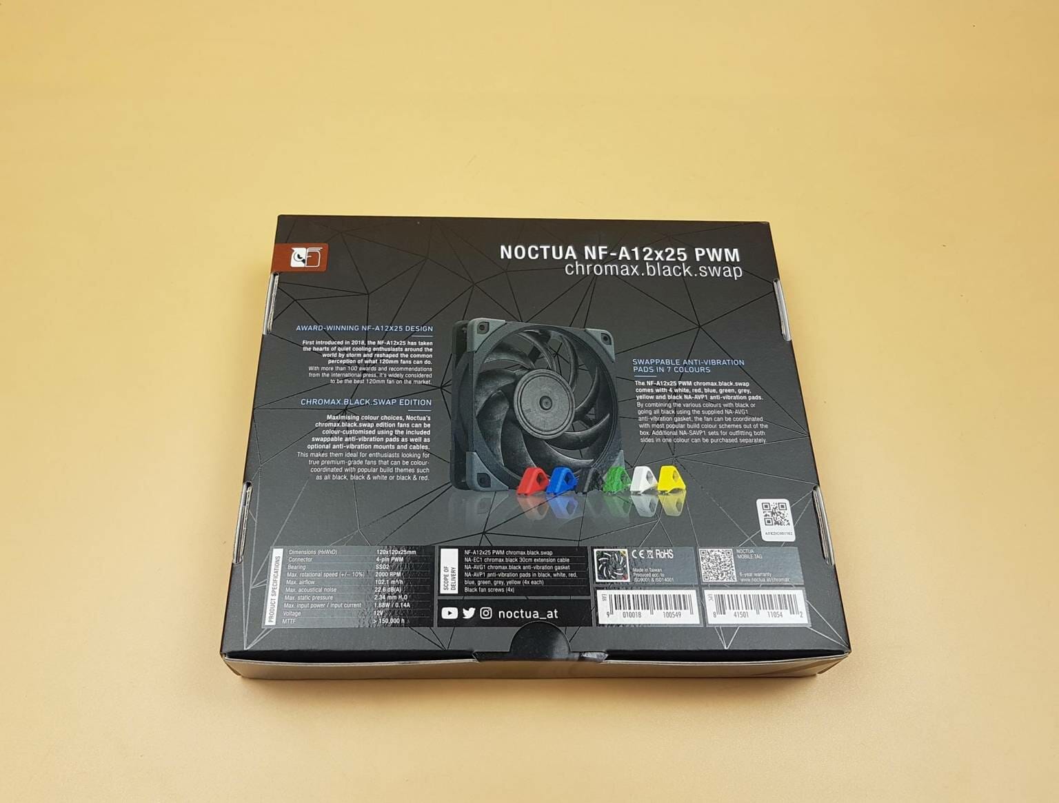 Noctua NF-A12x25 PWM chromax.black.swap Fan Review - EnosTech.com